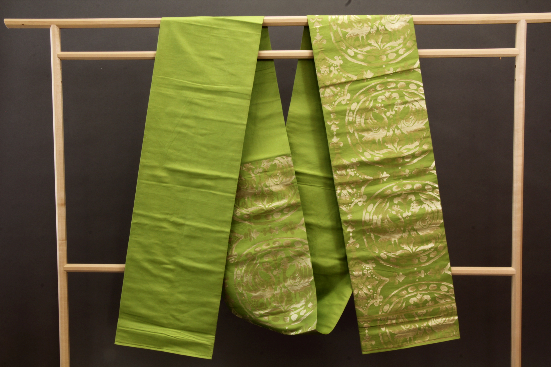 Obi – Light Green & Gold, 402 cm | Shoji Bau
